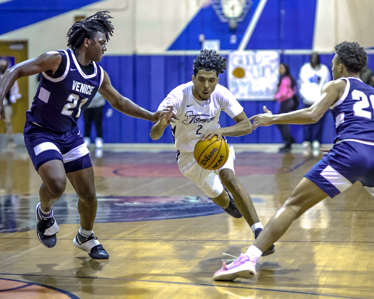 LIVE UPDATES: Jordan vs. Valencia, CIF State Basketball – The562.org