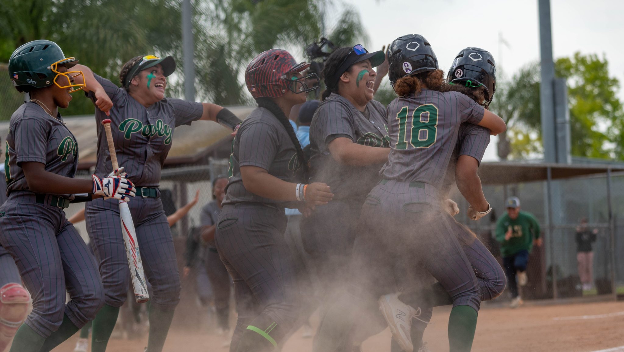 CIF Softball: Ho-Ching Sisters Deliver Walk-Off Win For Long Beach Poly ...